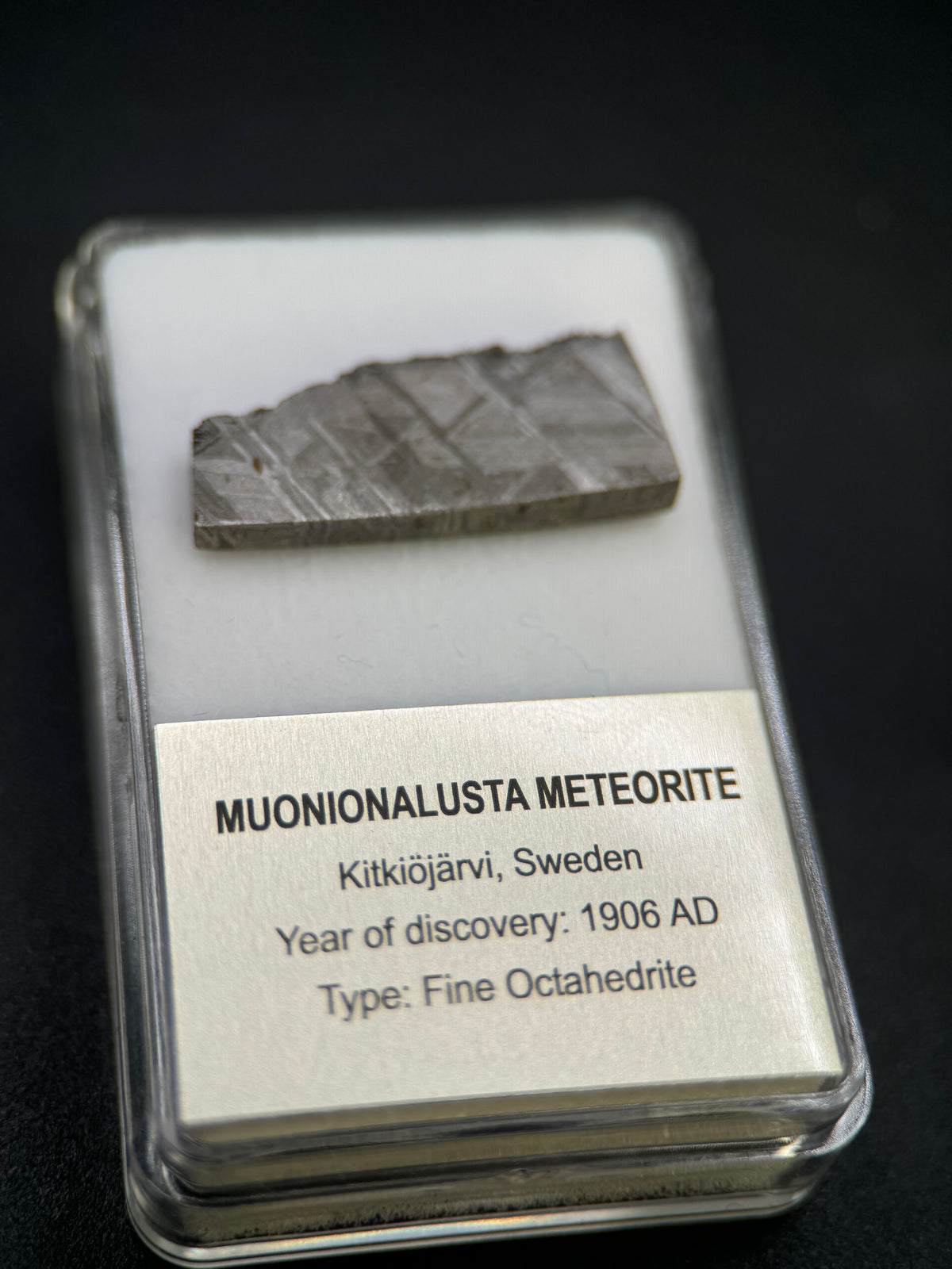 MUONIONALUSTA METEORITE, SWEDEN. DISPLAY BOX. 5,7 GRAMS.